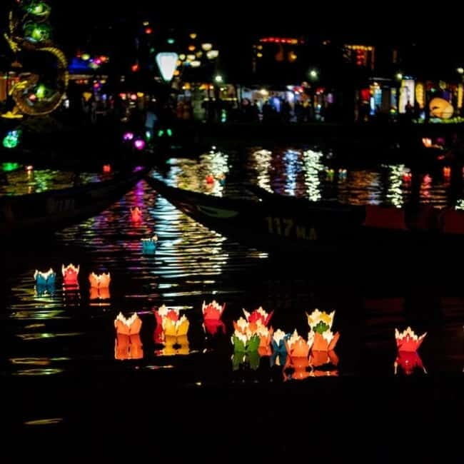 Hoi An:Traditional Boat Ride with Lantern Release Experience - Setting the Scene: What to Expect on This Lantern Boat Ride