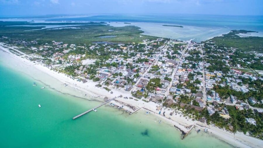 Holbox Island: Feel the Pristine Nature Around You - Visiting Yalahau: A Hidden Freshwater Spring