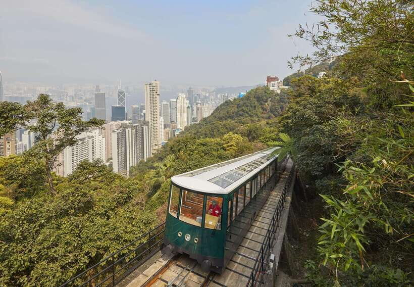 Hong Kong: Fast Track Peak Tram & Big Bus Hop-On, Hop-Off - The Peak Tram and Sky Terrace: The Tour’s Showstopper