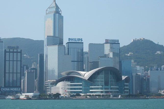 Hong Kong in One Day: Day Trip from Shanghai by Air - Authentic Traveler Feedback