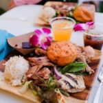 Honolulu: Ka Moana Luau Dinner and Show with Transportation - The Drinks