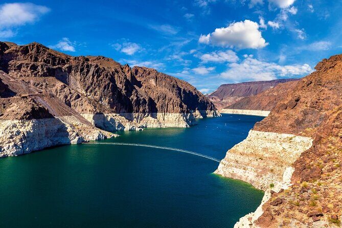 Hoover Dam & Pioneer Saloon Bar Tour - Detailed Review of the Tour Experience