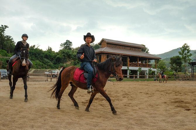 Horse Lesson+Riding+Wat Tonkwen wooden temple.Chiangmai - Who Will Love This Tour?