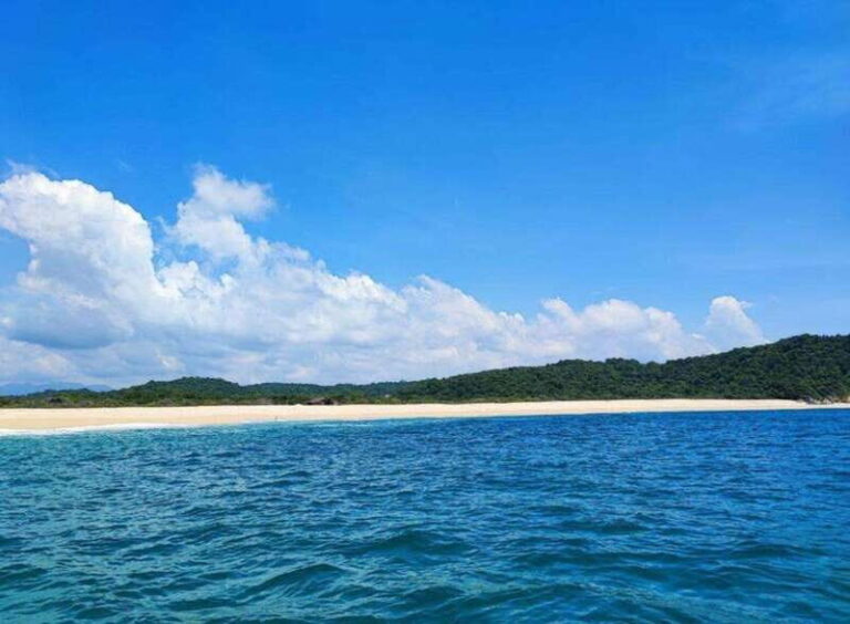 Huatulco: Tour of the Bays by Boat - The Practicalities: What You Need to Know