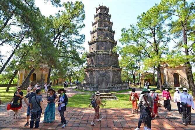Hue City Tour by Private Car & English-Speaking Driver - Detailed Breakdown of the Itinerary