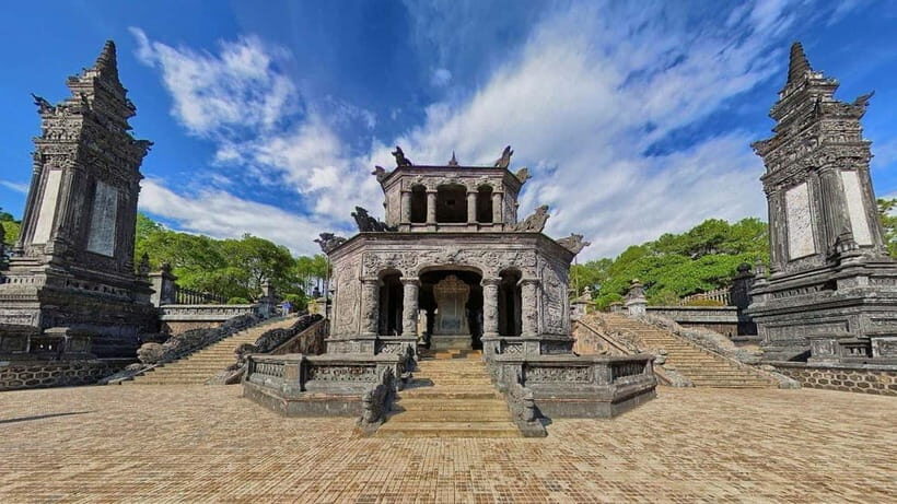 Hue: Dragon Boat Cruise, Imperial Citadel, & Market Day Trip - Practical Details and Value