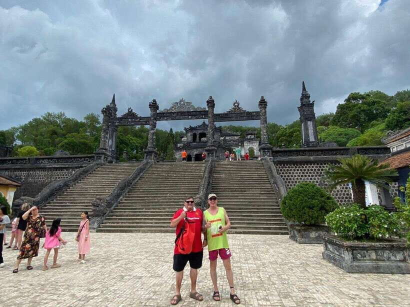 Hue : Dragon Boat Cruise to Thien Mu Pagoda and Tombs - Practical Details and Tips