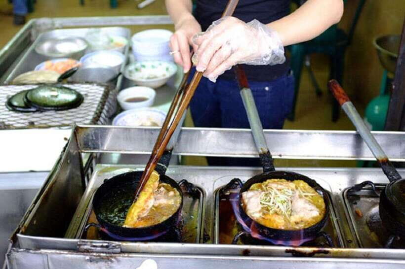 Hue Food Tour by Walking or Cyclo or Motorbike with Driver - Authenticity and Quality