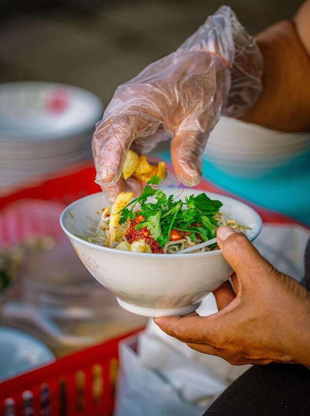 Hue: Guided Local Food Tour with Tastings - The Itinerary in Detail