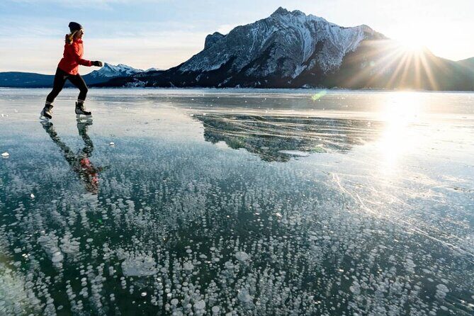 Icefields Parkway & Ice Bubbles of Abraham Lake Adventure - Who Will Love This Tour?