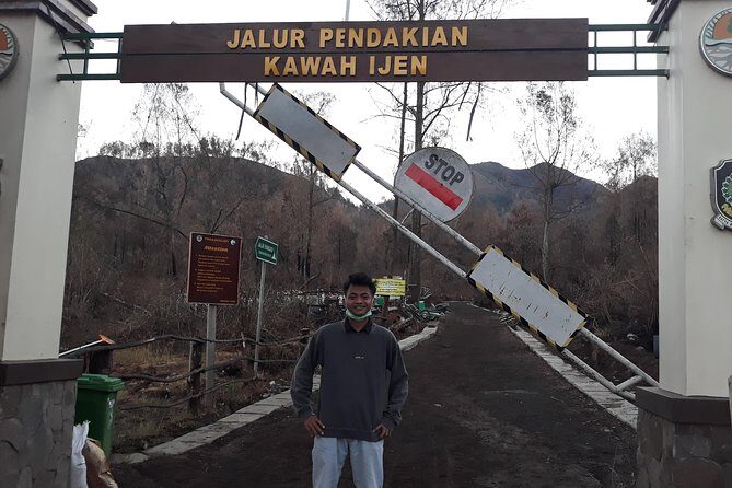 Ijen Crater Private Guided Trekking Tour From Bali - Who Should Consider This Tour?