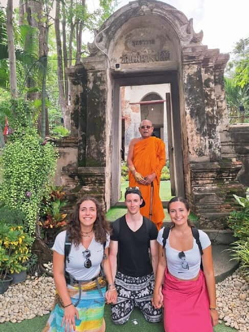 In Ayutthaya: Tour Guide Service with Authentic Local tour - The Real Value of This Tour
