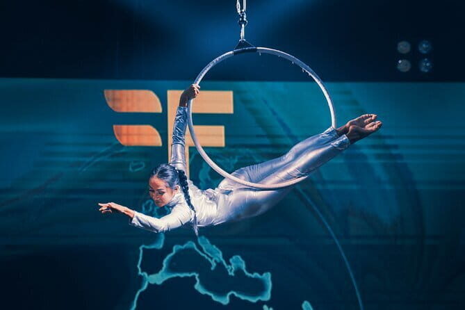 International Dinner & Cabaret Show - Set Menu Package - Who Will Love This Experience?