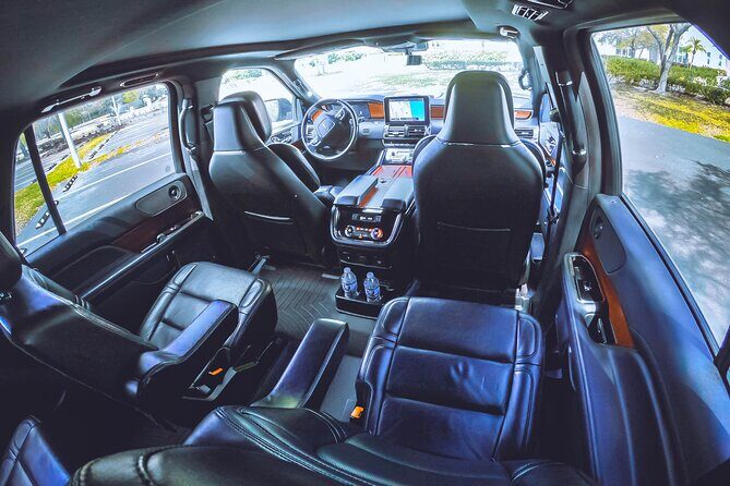 Jacksonville Airport Private Lux Car Transfer to Downtown Hotels - Who Would Benefit the Most?
