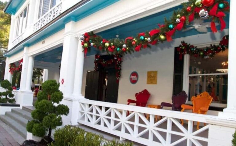 Jacksonville: Sweet Pete's Candy Cane Making Class