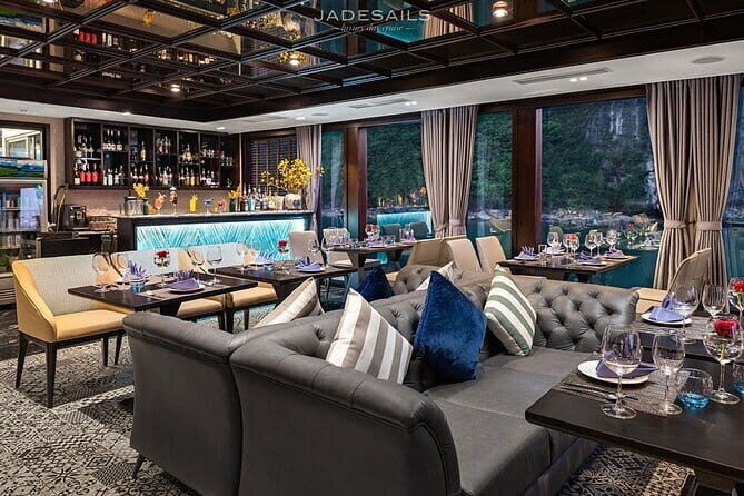 JADE SAILS Best Luxury Day Cruise Visit Ha Long Bay & Lan Ha Bay - What Makes Jade Sails Stand Out?