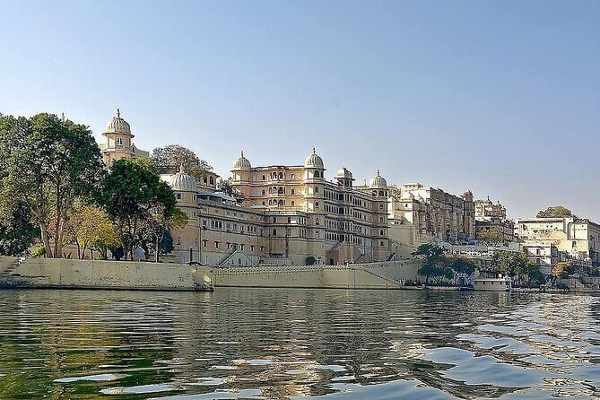 Jagmandir Island And Sunset Boat Ride On Lake Pichola, Udaipur Without Guide - FAQ