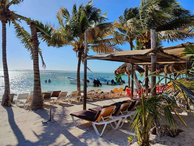 Jaimes at the blue Reef all you can eat + drinks - In-Depth Breakdown of the Experience