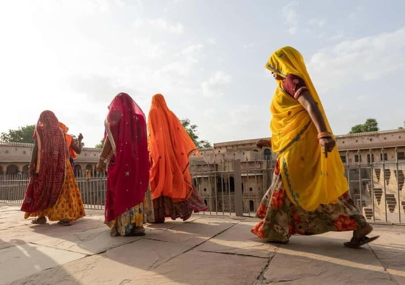 Jaipur: Abhaneri Stepwell & Village Life Experience - What Travelers Say
