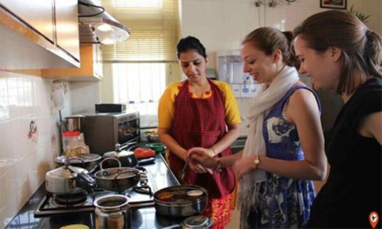 Jaipur: Cooking class at the host family's house for 3 hours - Real Travelers’ Perspectives