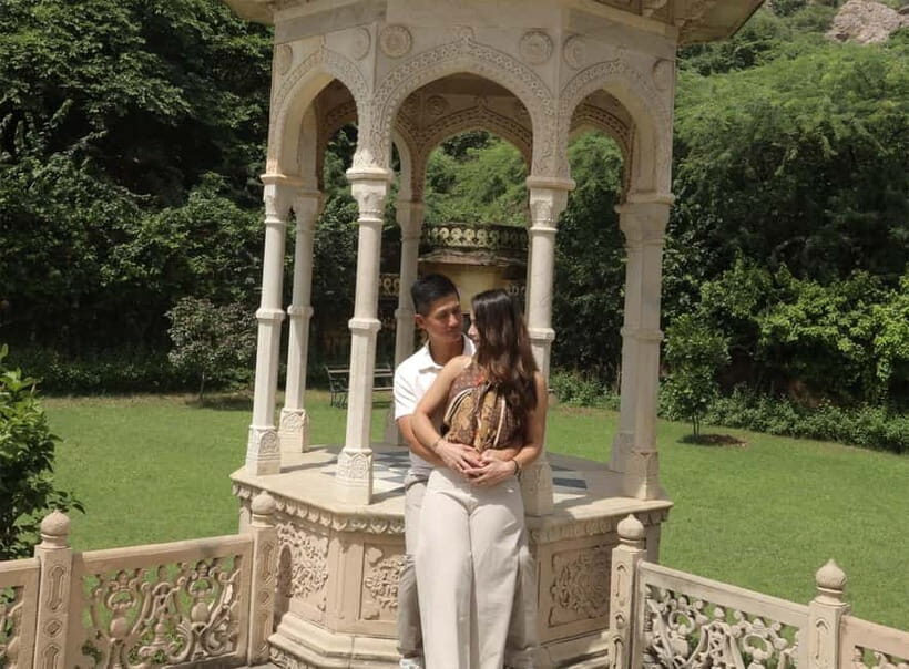 Jaipur: Guided City Tour with Skip-the-Line Monument Tickets - Practical Tips for Travelers