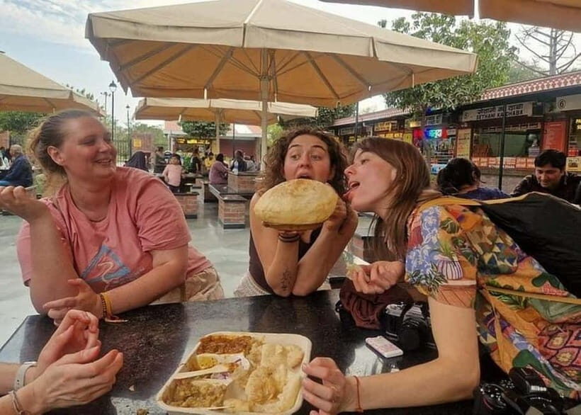 Jaipur: Guided History Walking Tour with Food Tasting - Culinary Highlights