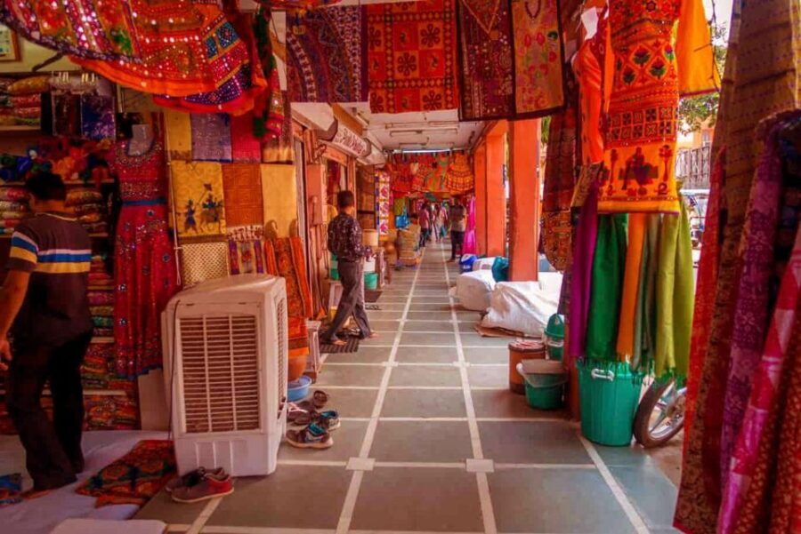 Jaipur: Half-Day Heritage Walking Tour with Local Market - Itinerary Breakdown: What You Will Do