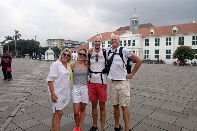 Jakarta - Bandung Tour 2 Days 1 Night - What You Can Expect from the Transportation