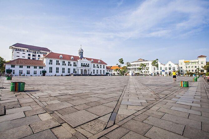 Jakarta Full-Day Highlights Tour with Transfer - Who Would Love This Tour?