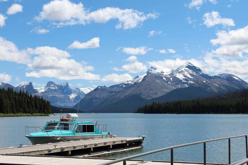 Jasper: Maligne Valley Wildlife & Spirit Island Cruise - Exploring Maligne Valley: A Natural Masterpiece