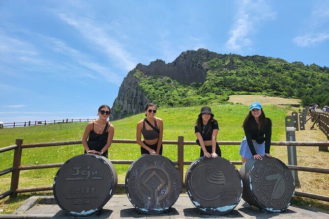jeju island Jumbo taxi Private tour with Mr.Hong East of jeju - Who Will Love This Tour?