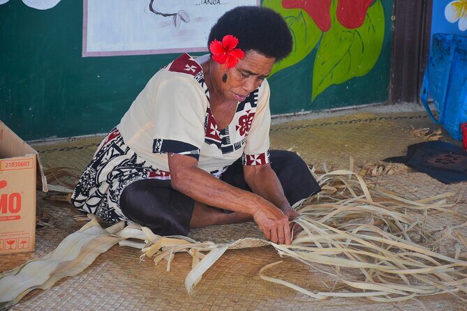Jewel Of Fiji incl Fijian Village, Waterfall & Lunch Coral Coast - Exploring Fiji’s Rich Landscapes on the Navua River
