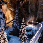 Johnston Canyon Evening Icewalk - What Makes This Tour Stand Out?