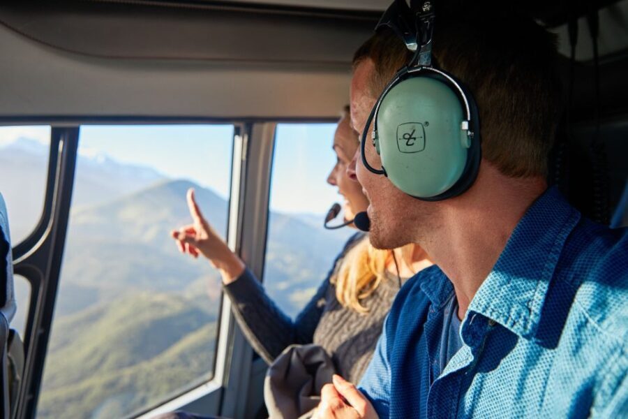 Kaikura: 45-Minute Whale Watching Helicopter Tour - The exclusive mountain landing