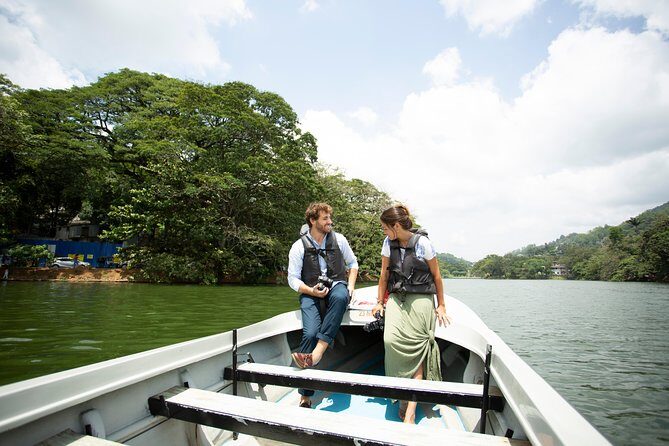 Kandy City Day Tour with a verified tour guide - FAQ
