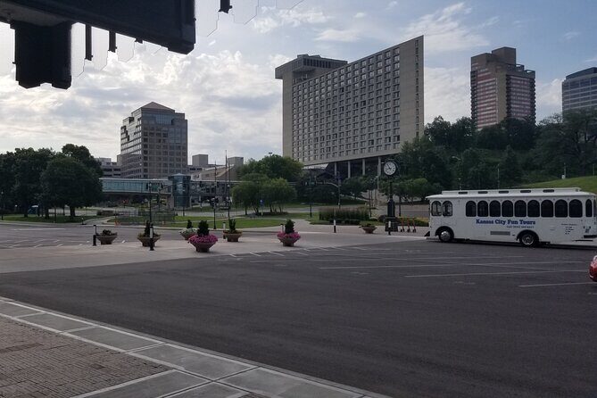 Kansas City Fun Tours - The Route and Highlights