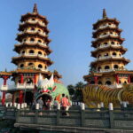 Kaohsiung: Private City Tour with Fo Guang Shan Museum - Transportation & Group Size