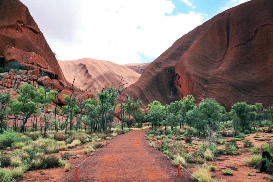 Kata Tjuta Private Guided Sunrise Tour - A Closer Look at the Experience