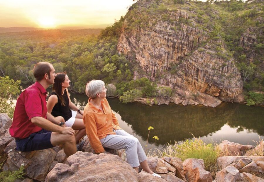 Katherine Gorge & Edith Falls Full-Day Tour from Darwin - What the Reviews Say