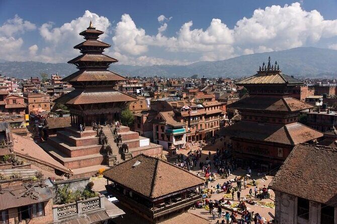 Kathmandu tour in 1 day including Bhaktapur city (Optional Mountain flight) - Exploring Bhaktapur Durbar Square