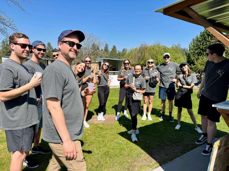 Kelowna: E-Bike Bee Tour w/ Tastings, Lunch, and Audioguide - Practicalities and Value