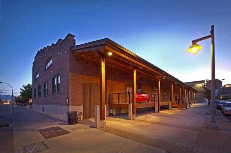 Kelowna: Guided E-Bike City Highlights Tour - Cultural Highlights: Laurel Packing House & Kasugai Gardens