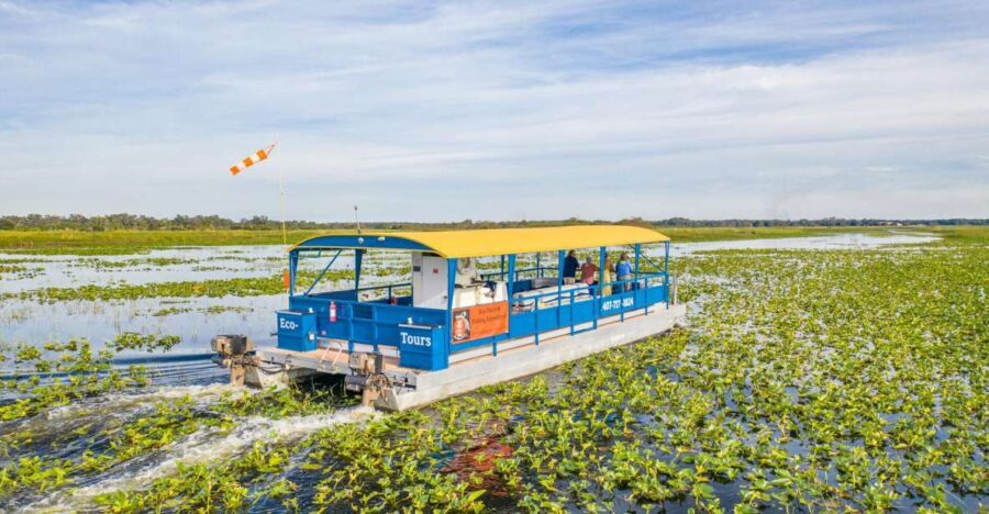 Kissimmee: 1 Hour Florida Everglades Pontoon Boat Tour - The Guides and Their Role