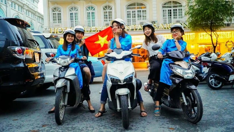 KISSTOUR | Motorbike Food Tour Female Drivers in Ho Chi Minh - The Flavors of Vietnam: A Feast for the Senses