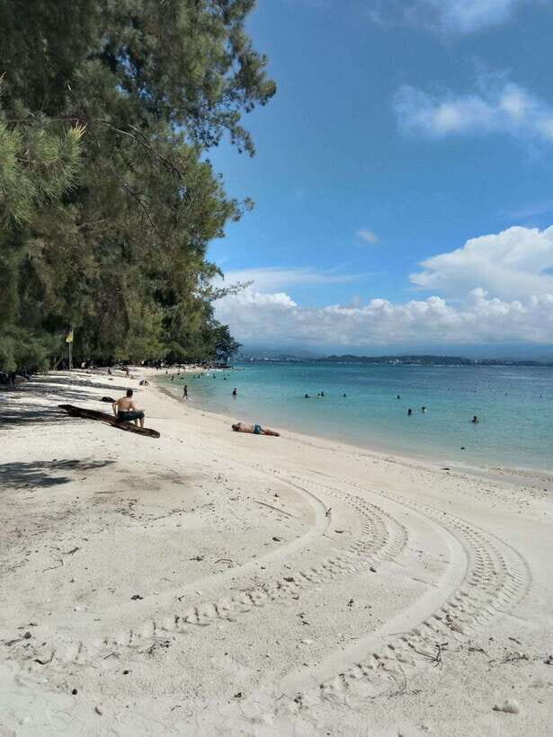 Kota Kinabalu: Manukan & Sapi Islands Snorkeling with Lunch - Authentic Traveler Insights