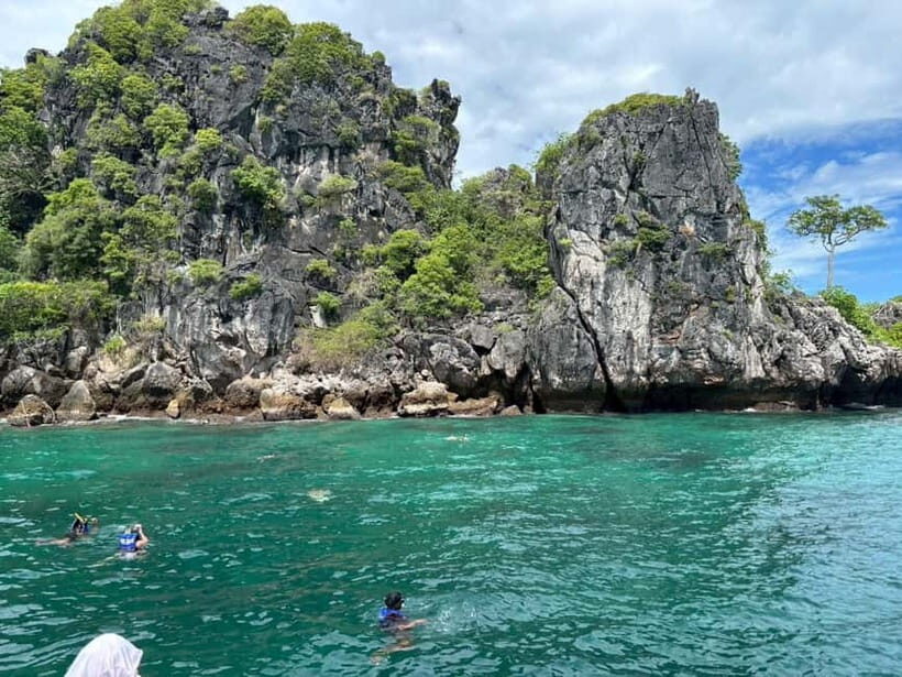 Krabi: 7 Islands Sunset by Longtail Boat with Snorkeling - Snorkeling at Yawasom and Tang Ming Islands