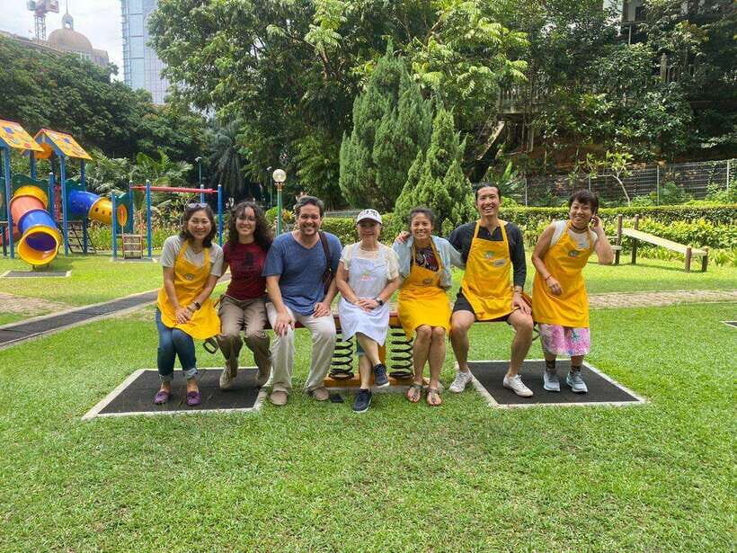 Kuala Lumpur: Malaysian Cooking Class with Market Tour - Discovering True Malaysian Flavors in a Practical Setting