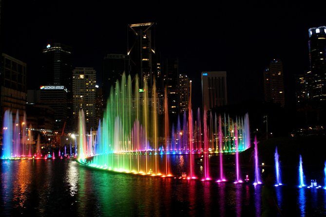 Kuala Lumpur Night Tour with Lake Symphony and Saloma Bridge - Transportation and Practicalities