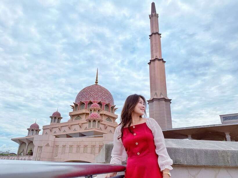 Kuala Lumpur: Putrajaya Tour with Pink Mosque & River Cruise - What Travelers Say: Authentic Feedback