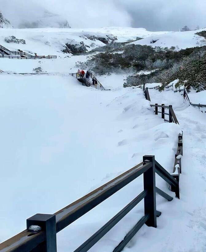 Kunming: Jiaozi Snow Mountain Overnight with Sunrise Hiking - Exploring the Experience in Detail